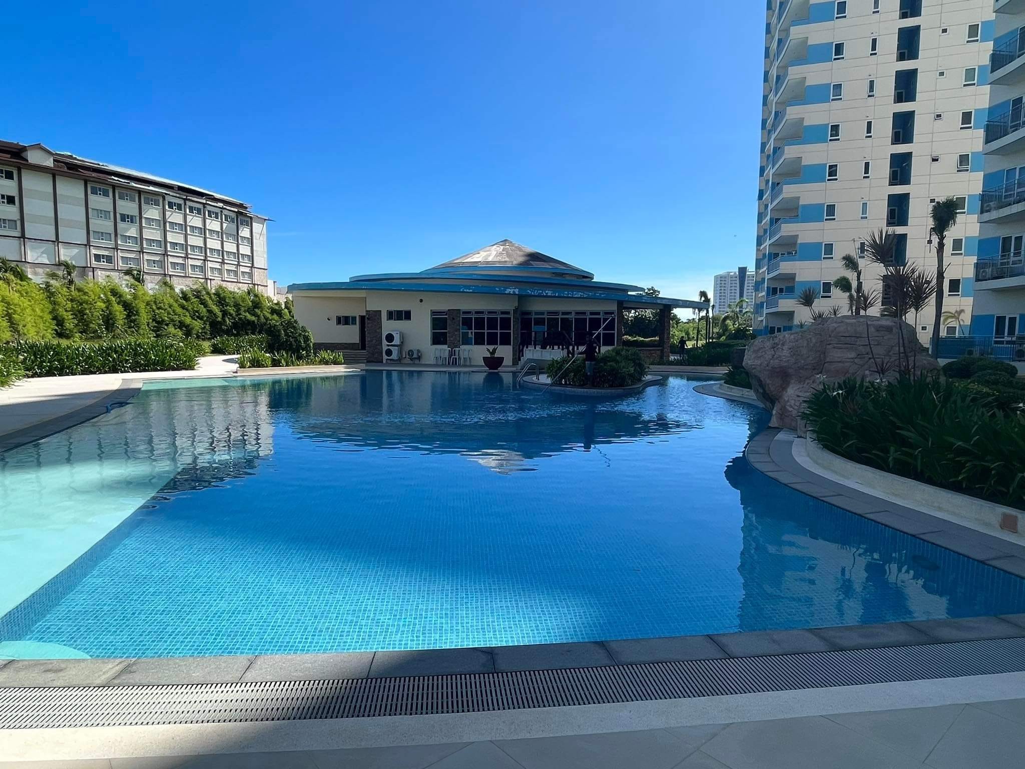 AmiSa Private Residences (2) – For rent