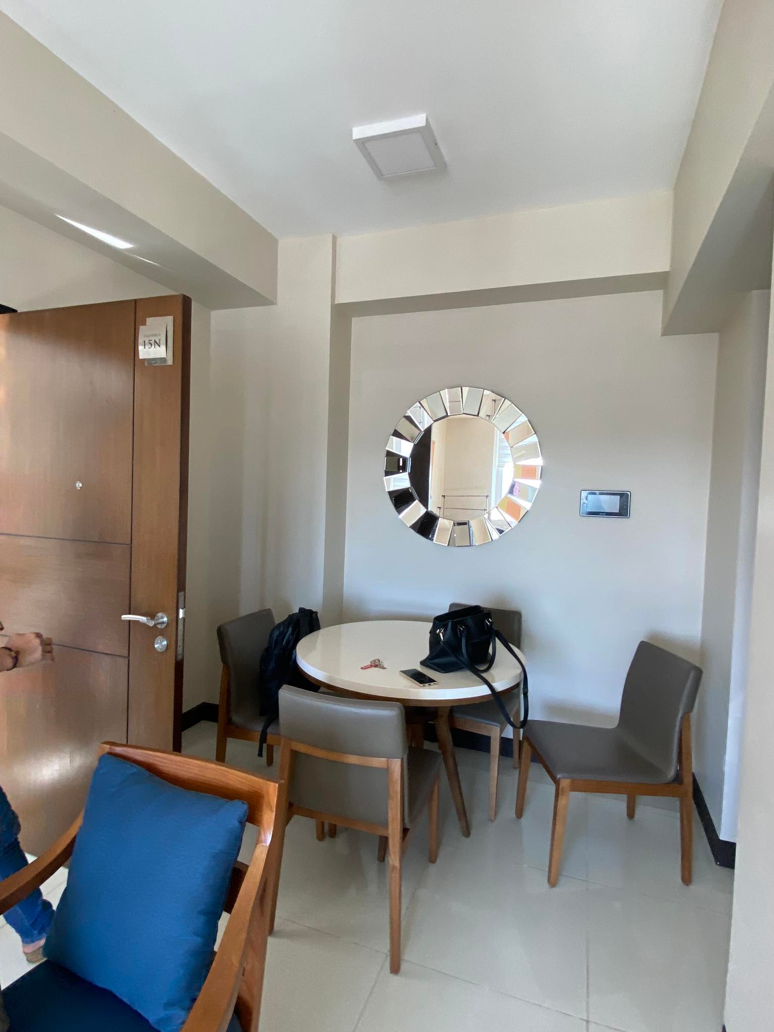 B room One Manchester Place (3) – For rent